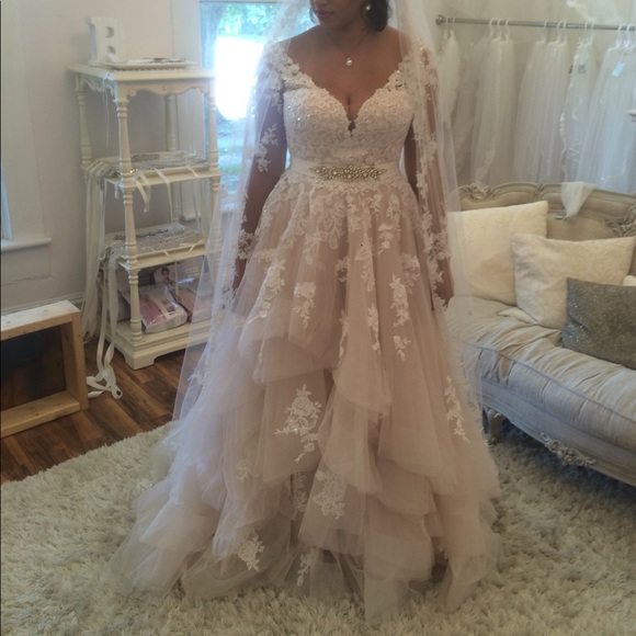 Dresses | Essence Of Australia Wedding Dress Moscato Lace | Poshmark